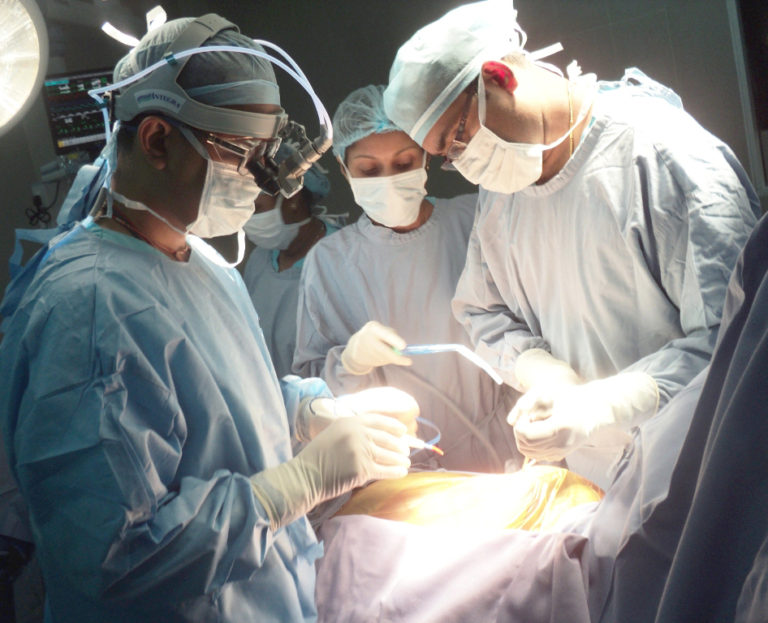 Asiri Surgical performs country’s first dextrocardiac surgery ...
